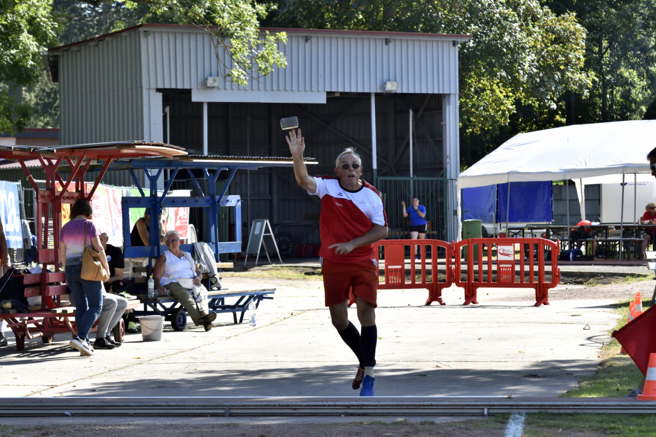 Vier deutsche Meistertitel für Eppsteiner Rasenkraftsportler - TSG Eppstein